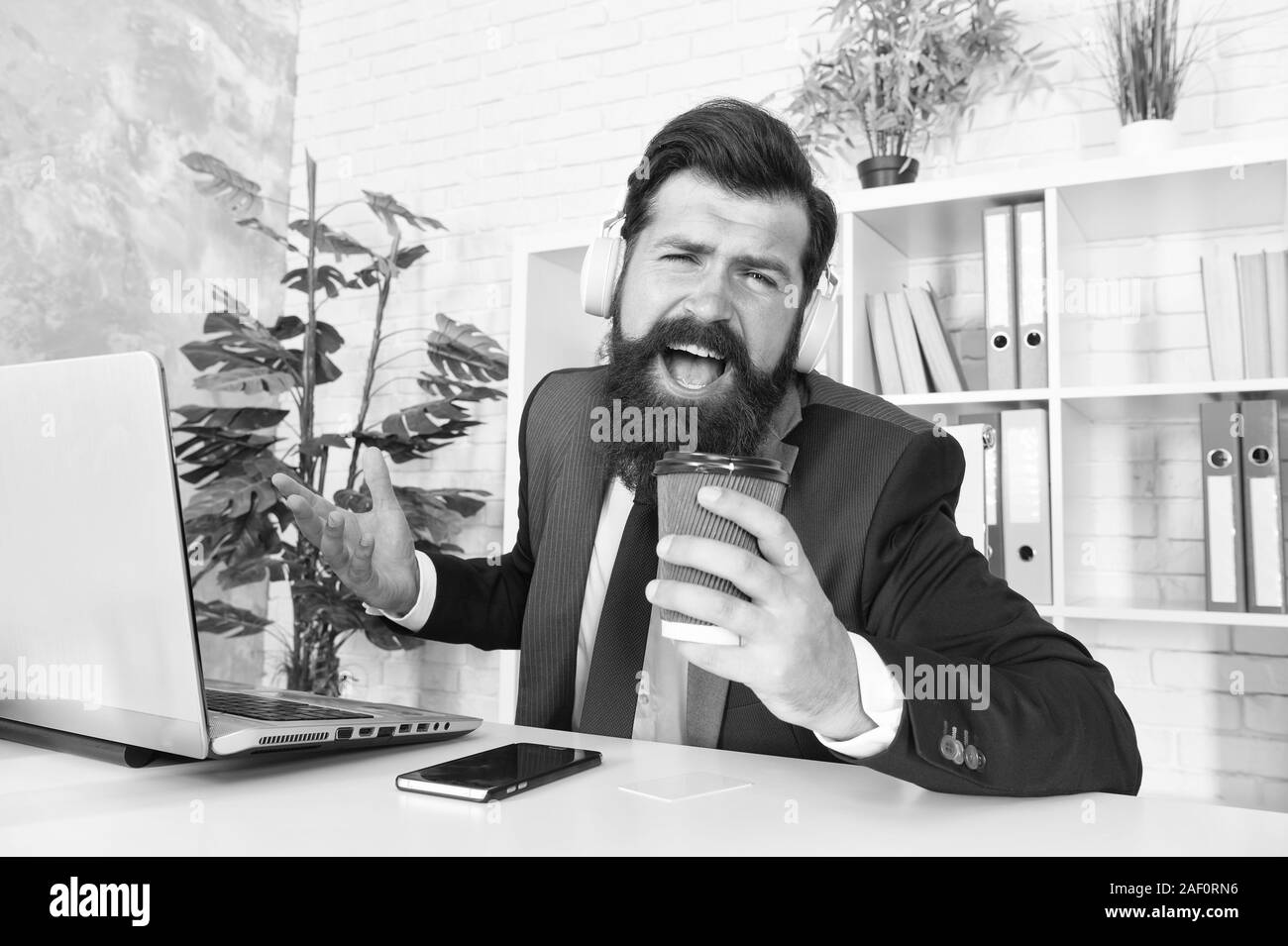 Singer management Black and White Stock Photos & Images - Alamy