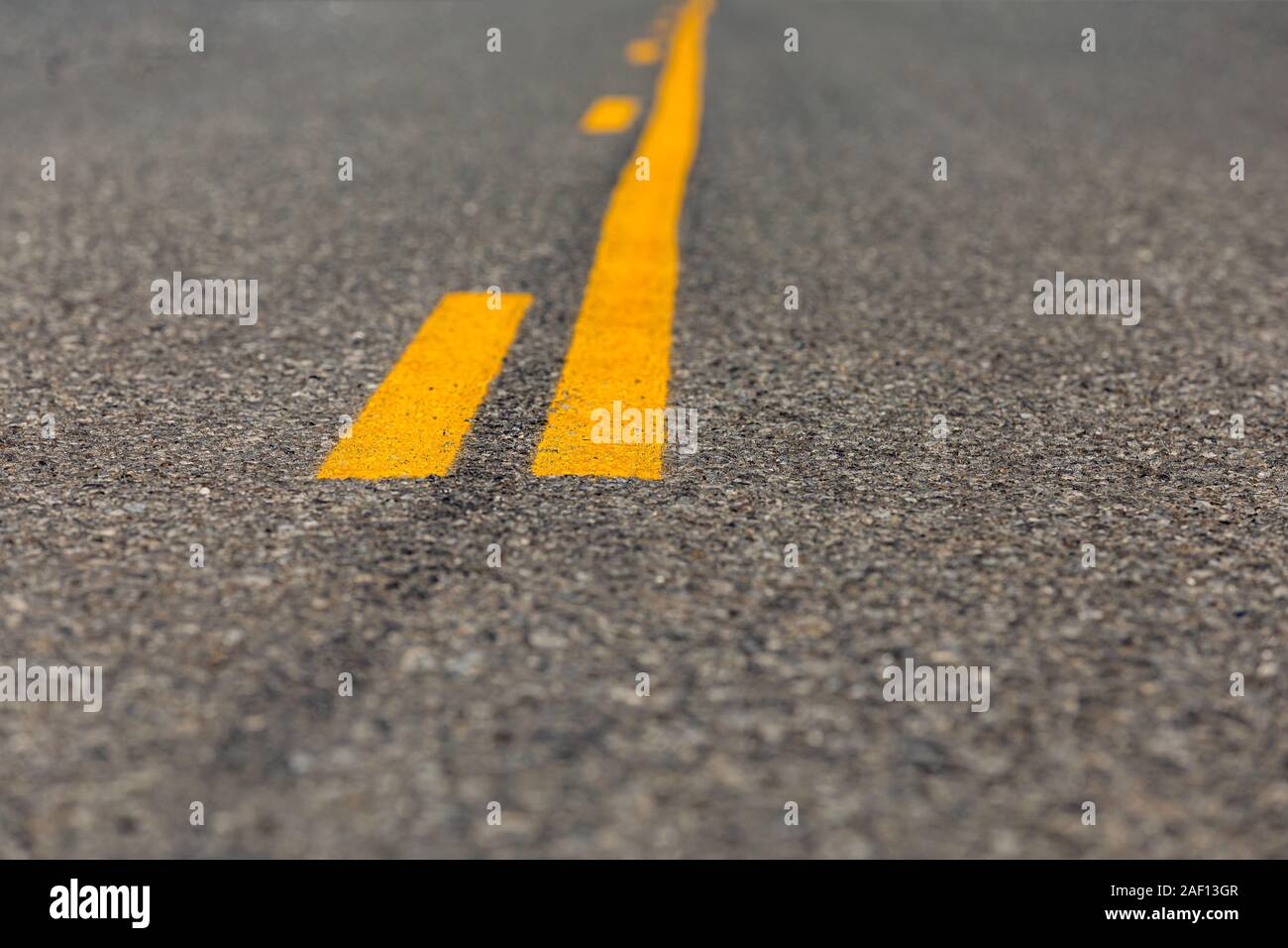 Asphalt road texture yellow stripe hi-res stock photography and images ...