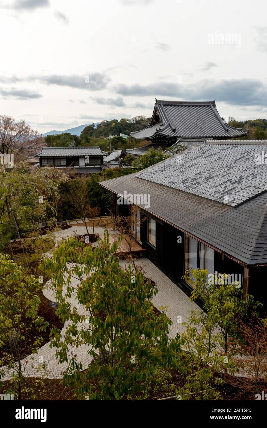 Zen home architecture hi-res stock photography and images - Alamy