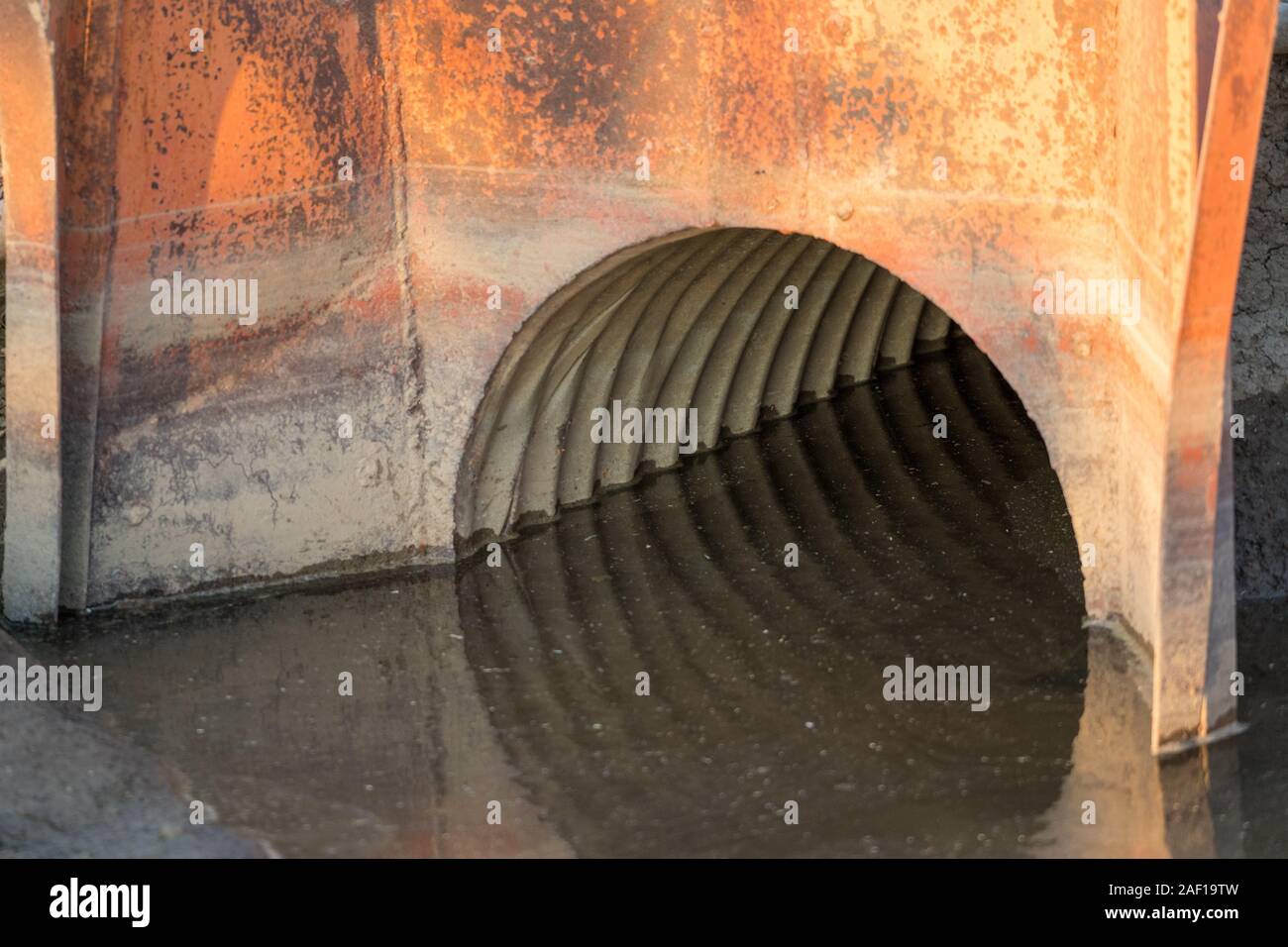 Stone culvert hi-res stock photography and images - Alamy
