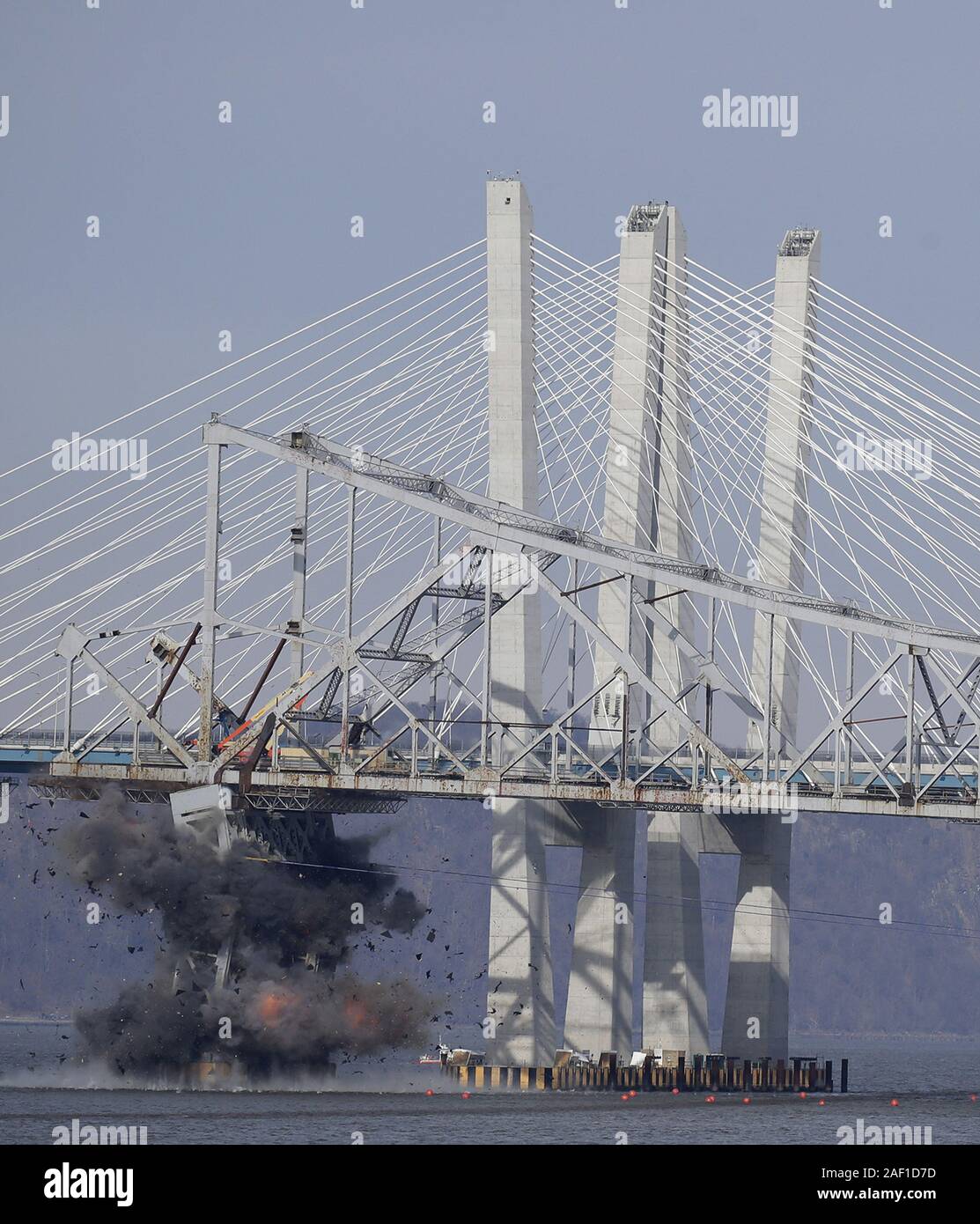 Irvington, United States. 12th Dec, 2019. The new Mario M. Cuomo Bridge ...