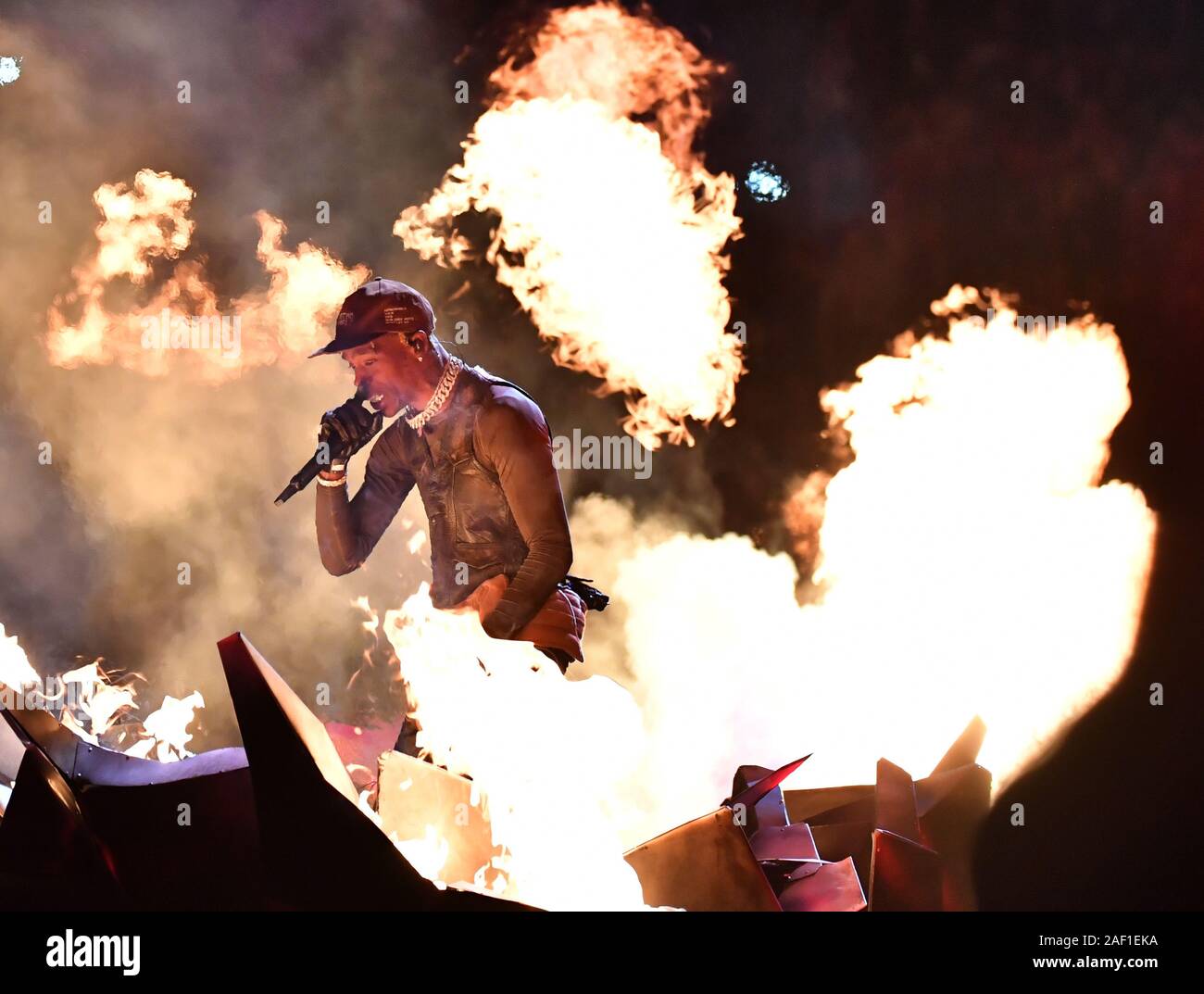 Mercedes benz stadium hi-res stock photography and images - Alamy