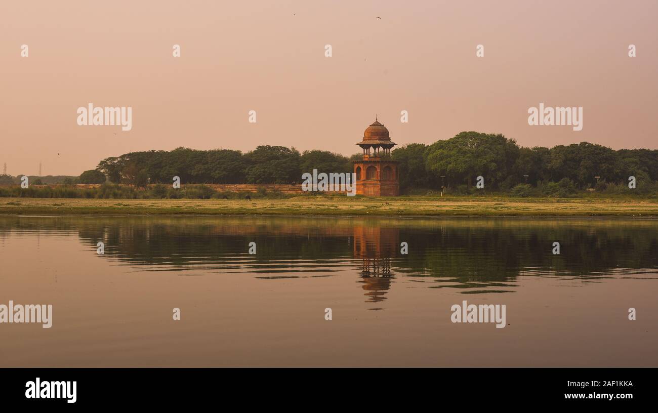 Ancient fort with the lake at sunset in Agra, India Stock Photo - Alamy