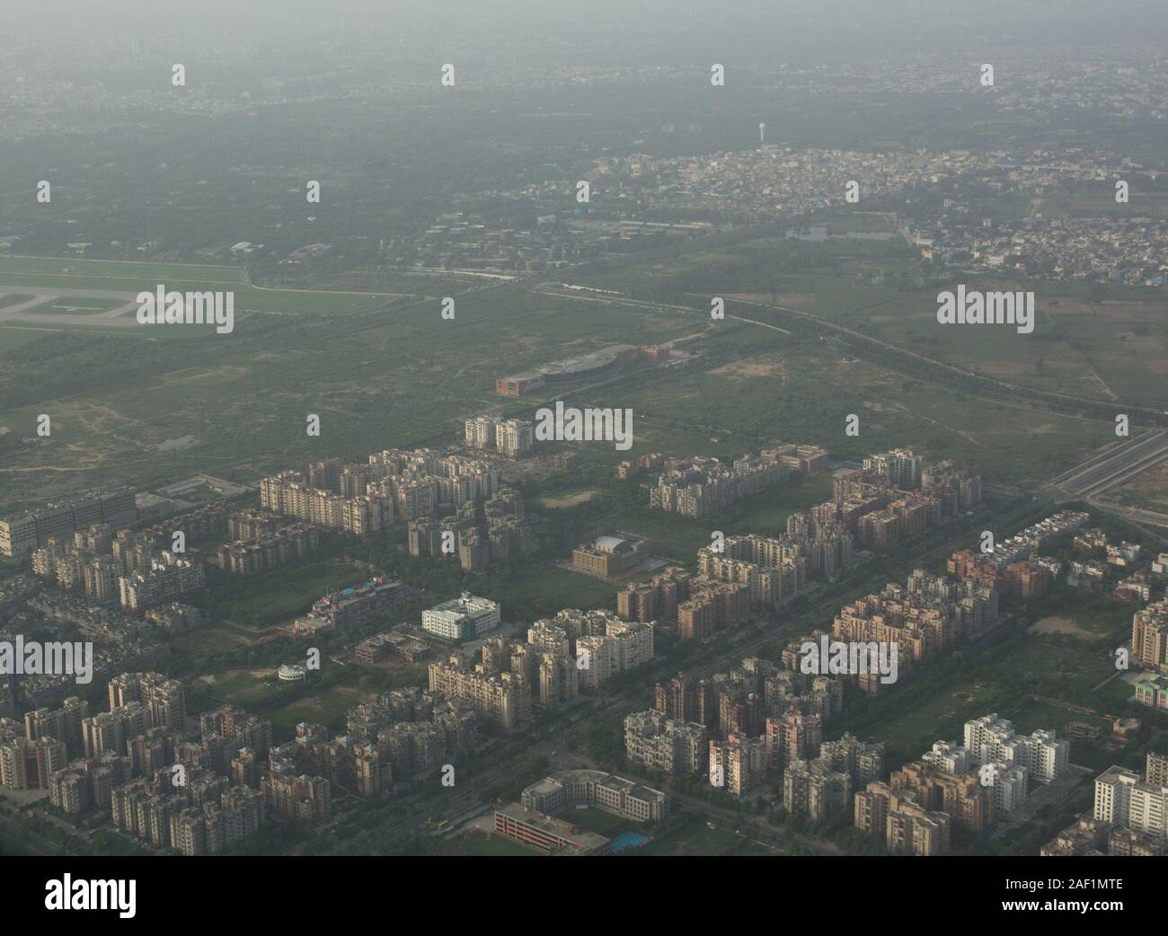 Delhi pollution aerial hi-res stock photography and images - Alamy