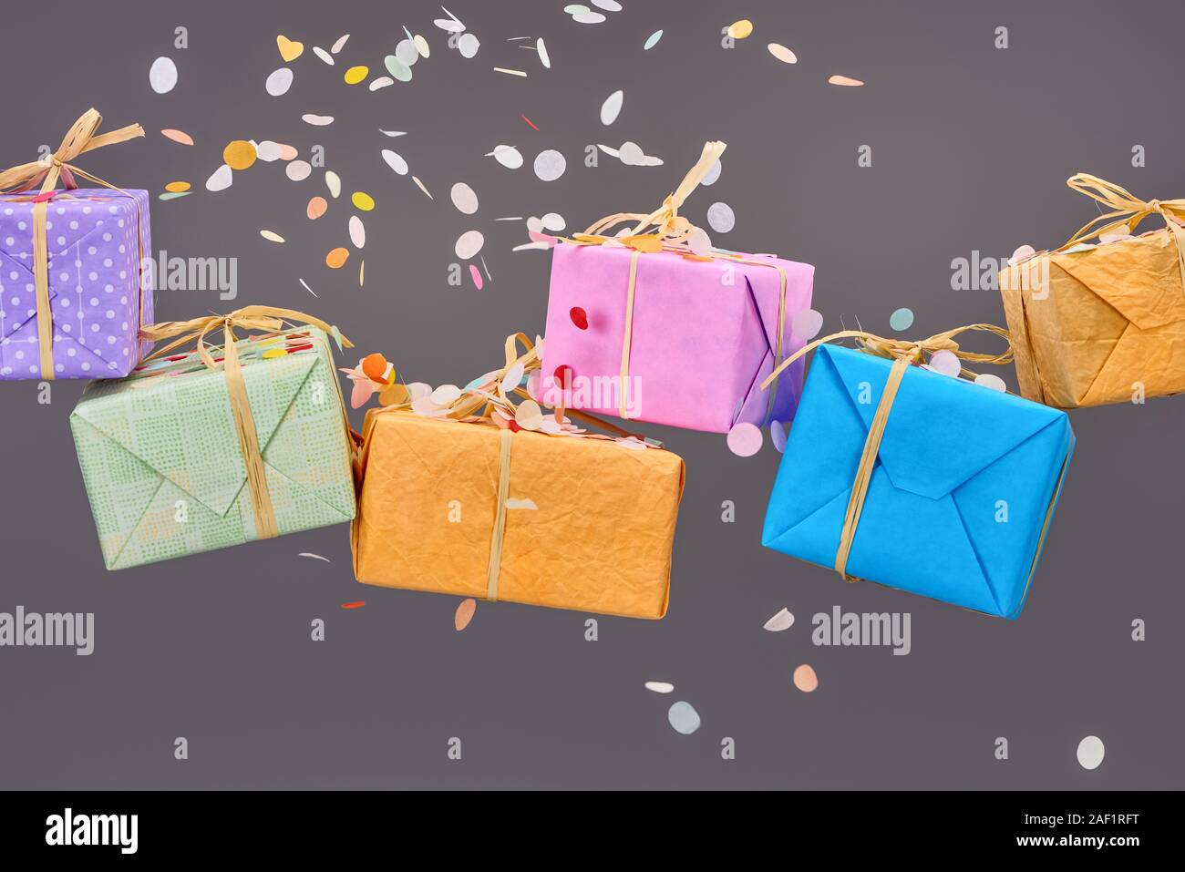 Falling wrapped gift boxes hi-res stock photography and images - Alamy
