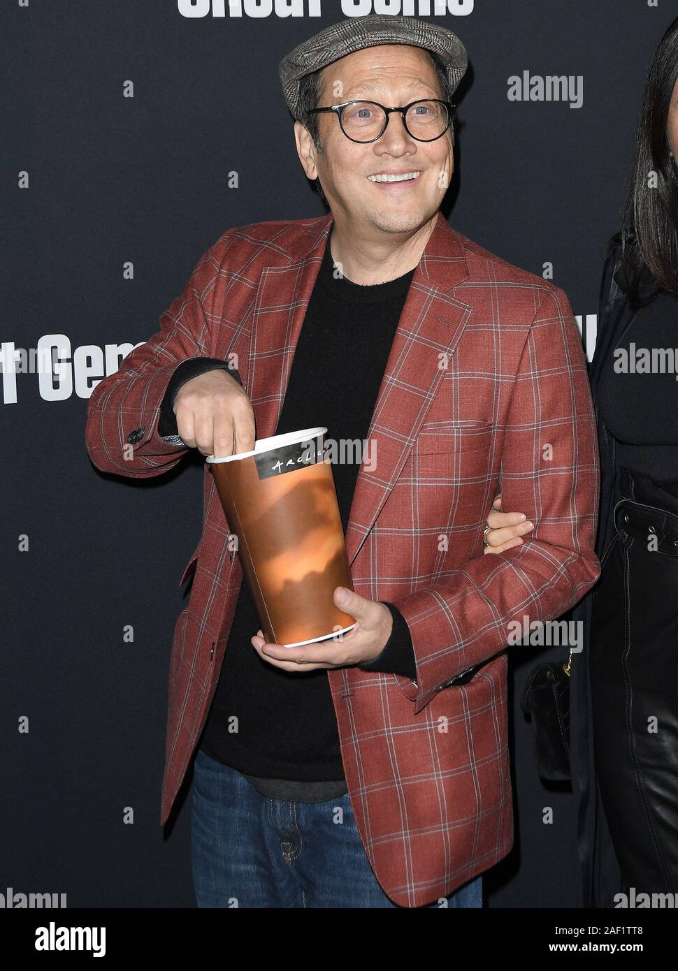 Los Angeles, USA. 11th Dec, 2019. Rob Schneider arrives at the UNCUT ...