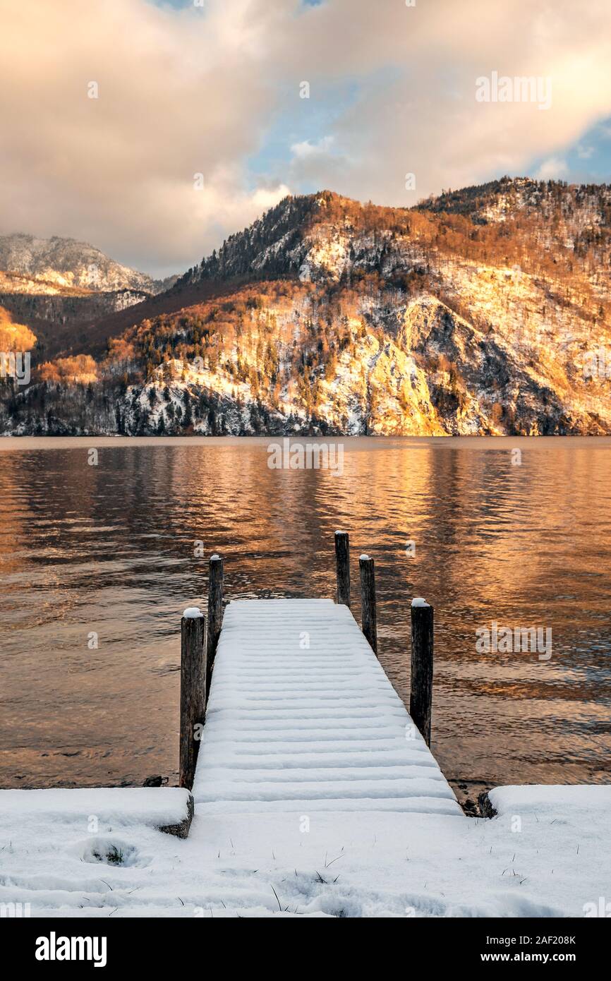 Scenic picture-postcard view of famous Hallstatt mountain village in ...