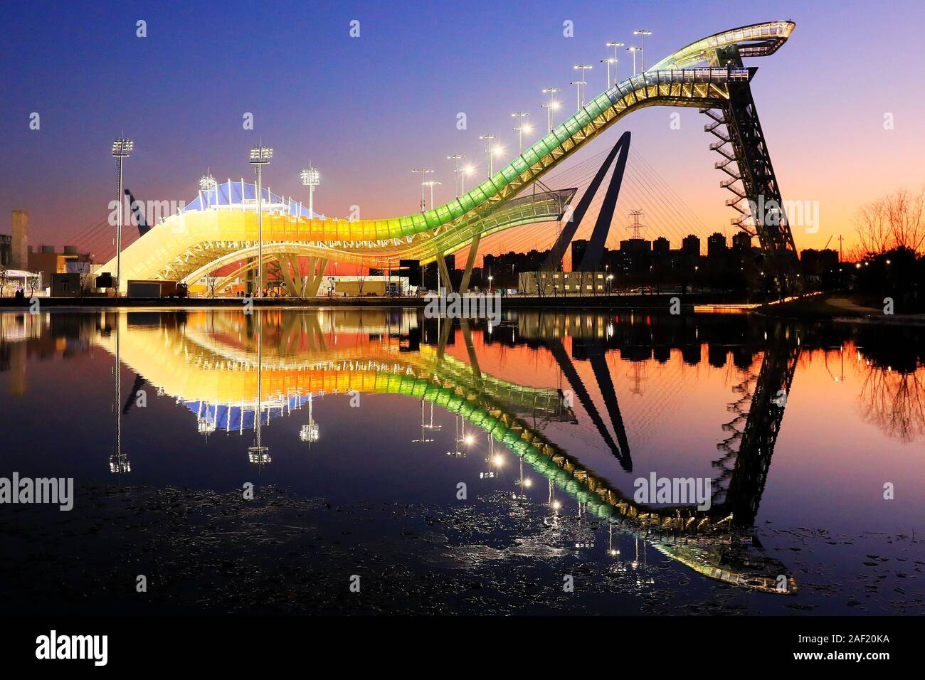 2022 11 14 hi-res stock photography and images - Alamy