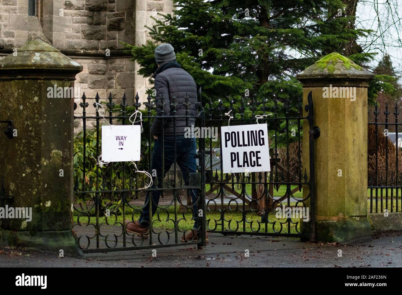 Killearn church hall hi-res stock photography and images - Alamy