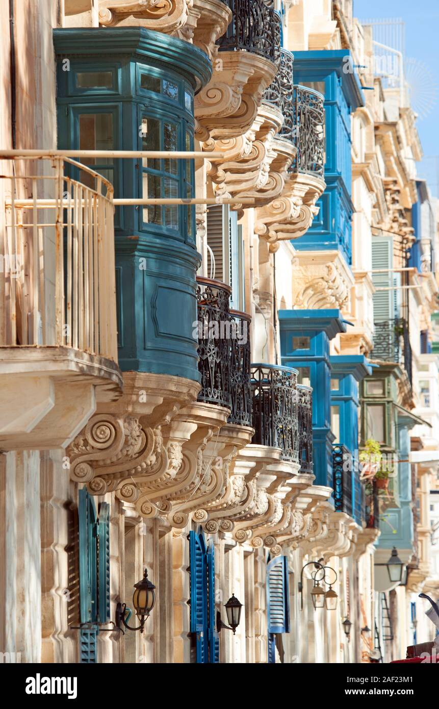 Windows in malta hi-res stock photography and images - Alamy