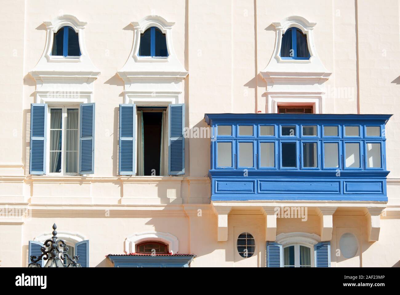 Traditional bay windows in Malta Stock Photo - Alamy