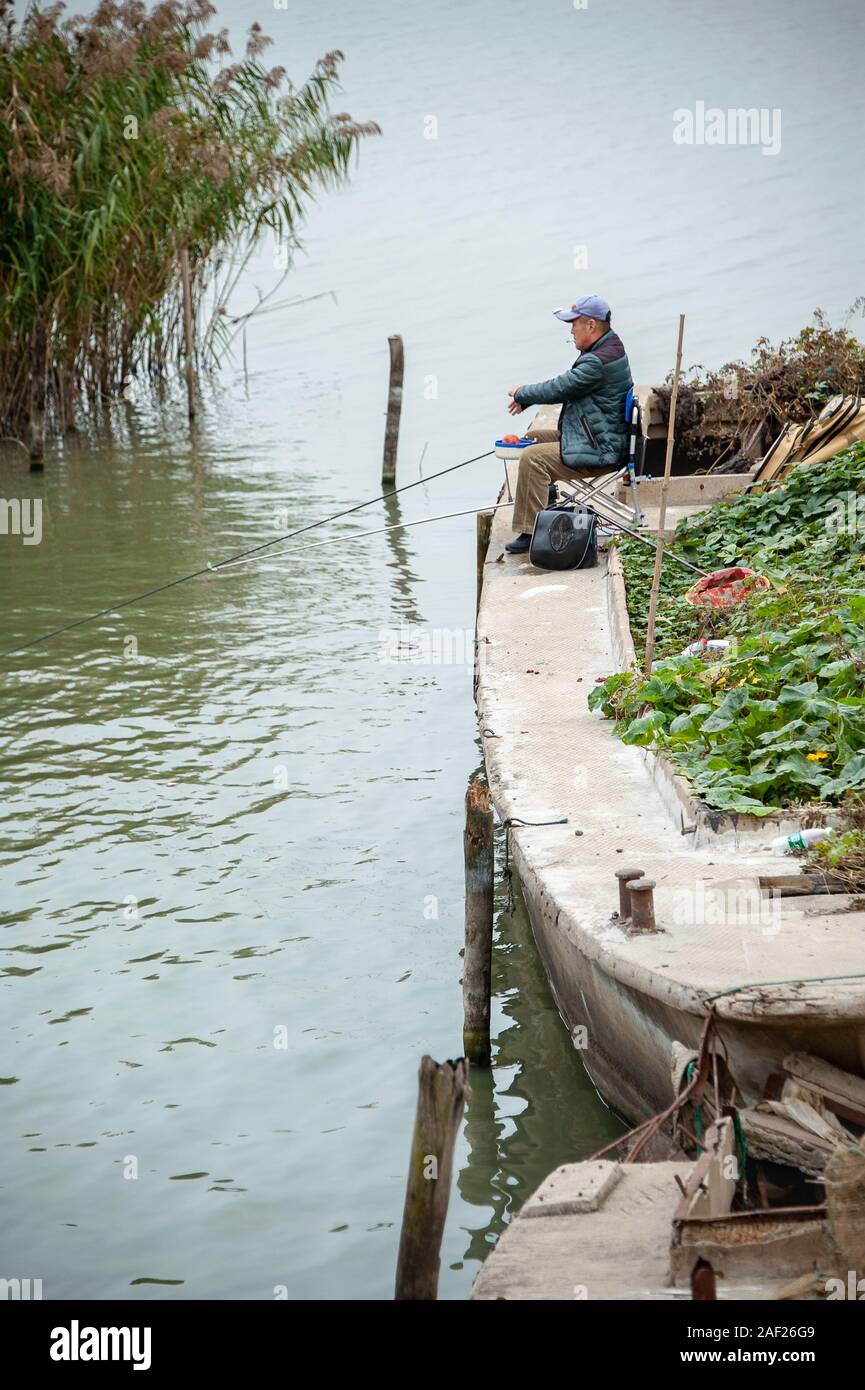 Lake taihu hi-res stock photography and images - Alamy