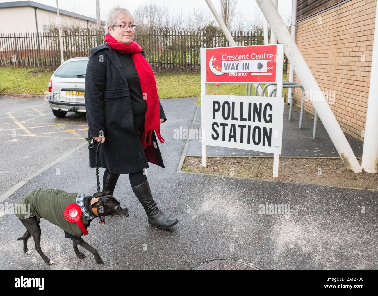 Labour ward sign hi-res stock photography and images - Alamy