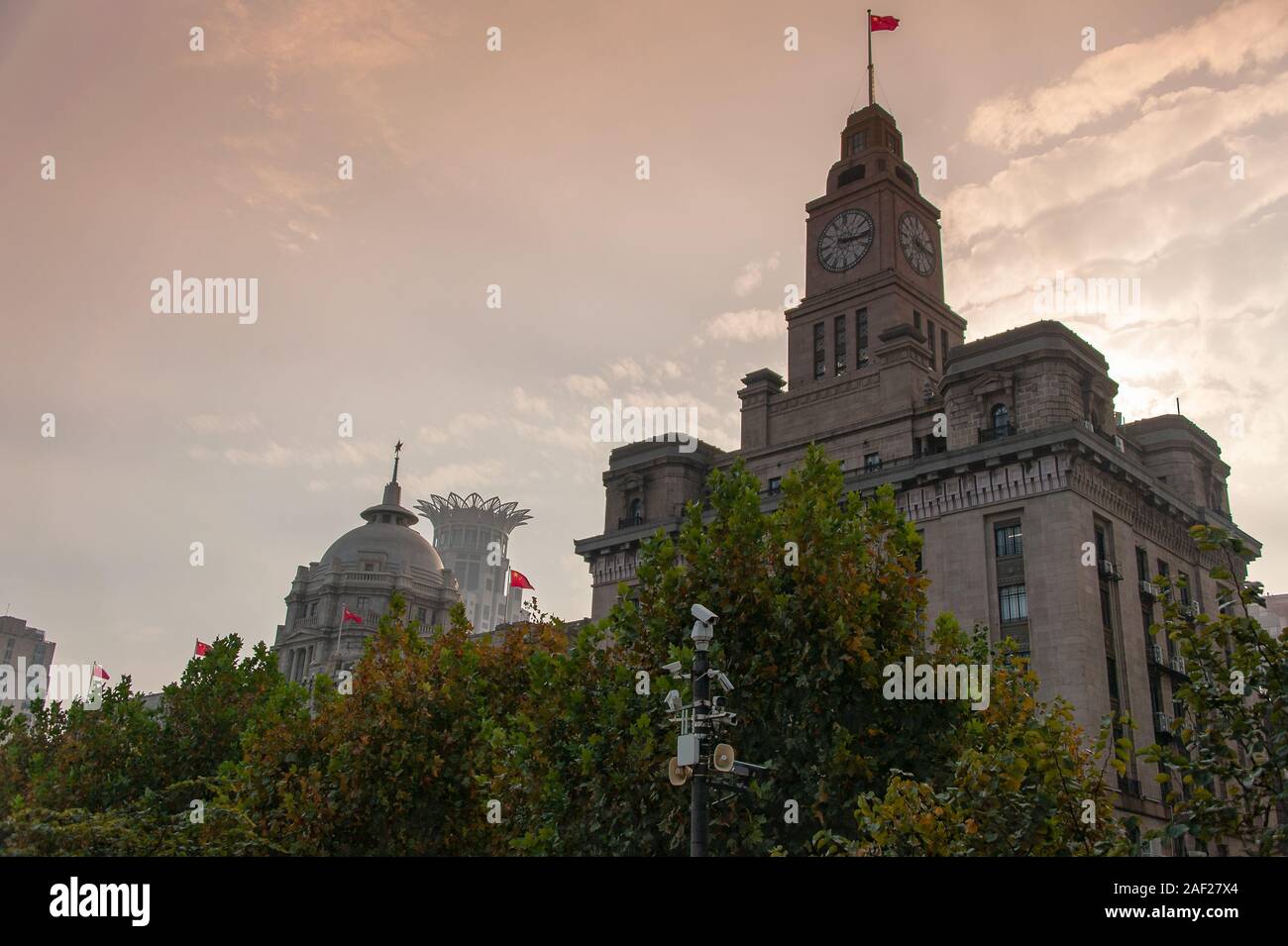 Shanghai custom house building hi-res stock photography and images - Alamy