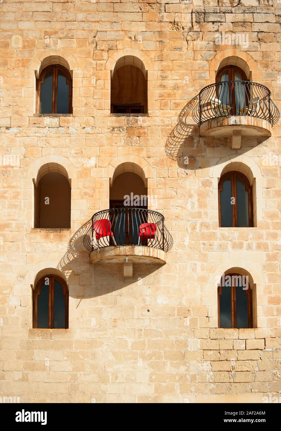 Balcony and arch hi-res stock photography and images - Alamy