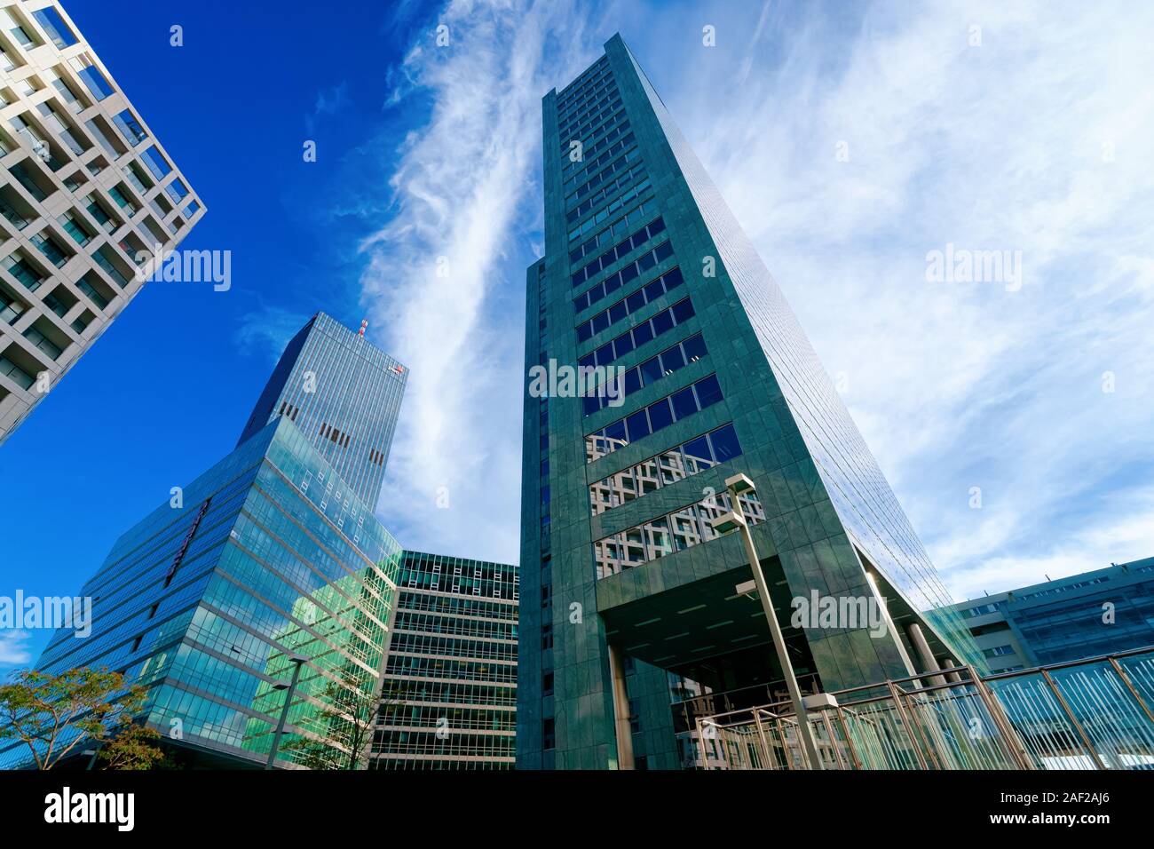 Glass Business office buildings architecture in Modern City Vienna PWC ...