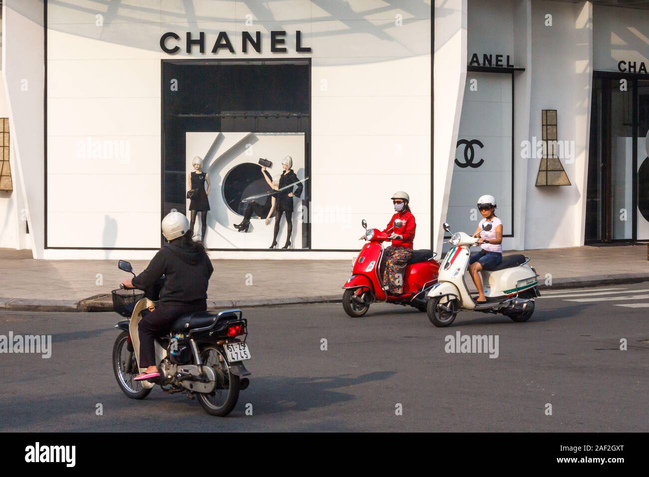 Chanel shop vietnam hi-res stock photography and images - Alamy