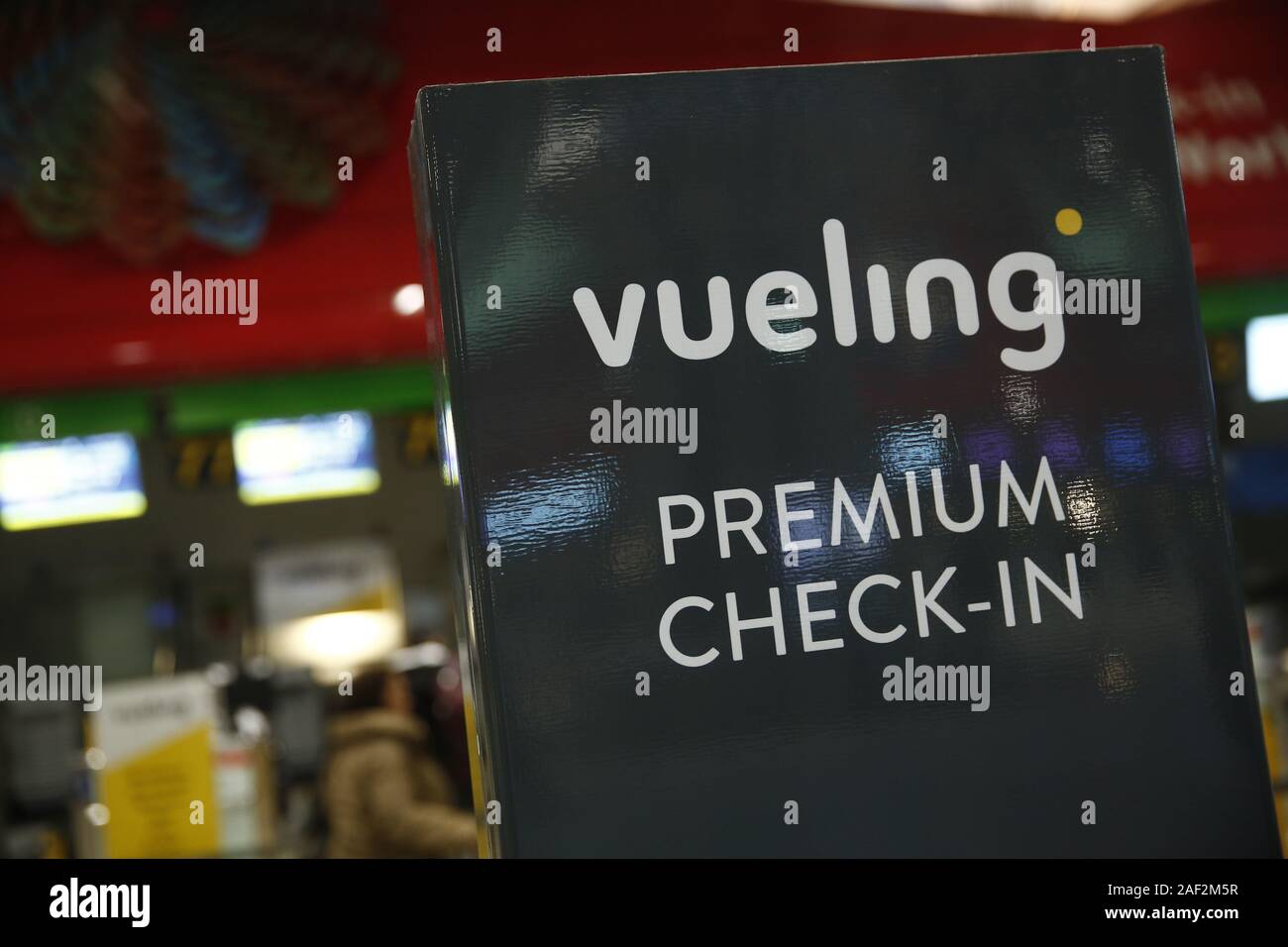 Vueling premium check in hi-res stock photography and images - Alamy