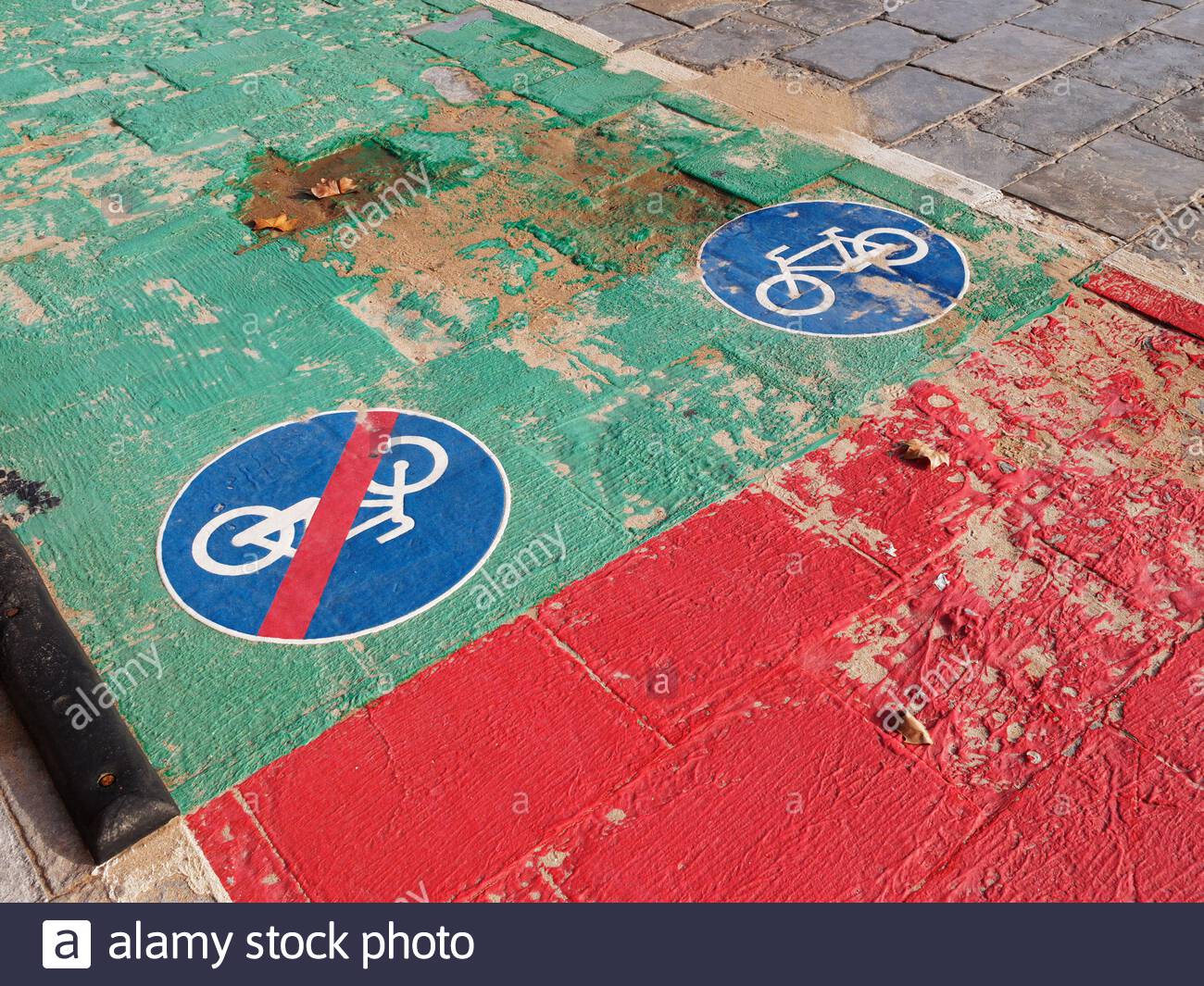 Pavement Paving High Resolution Stock Photography and Images - Alamy