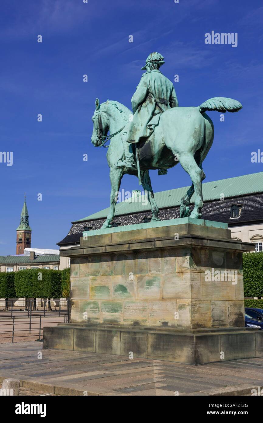 Equestrian statue of Christian IX in front fo Christiansborg Palace ...
