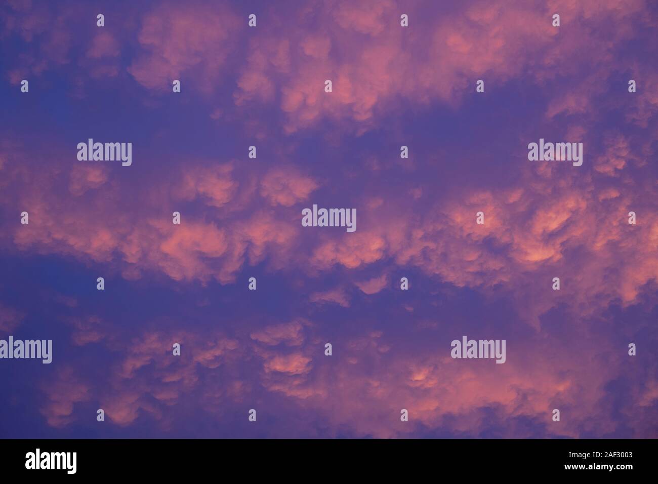 Early morning sky sun hi-res stock photography and images - Alamy