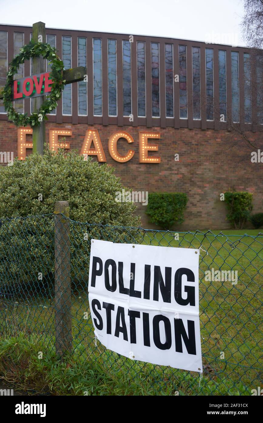 Polling banner hi-res stock photography and images - Alamy