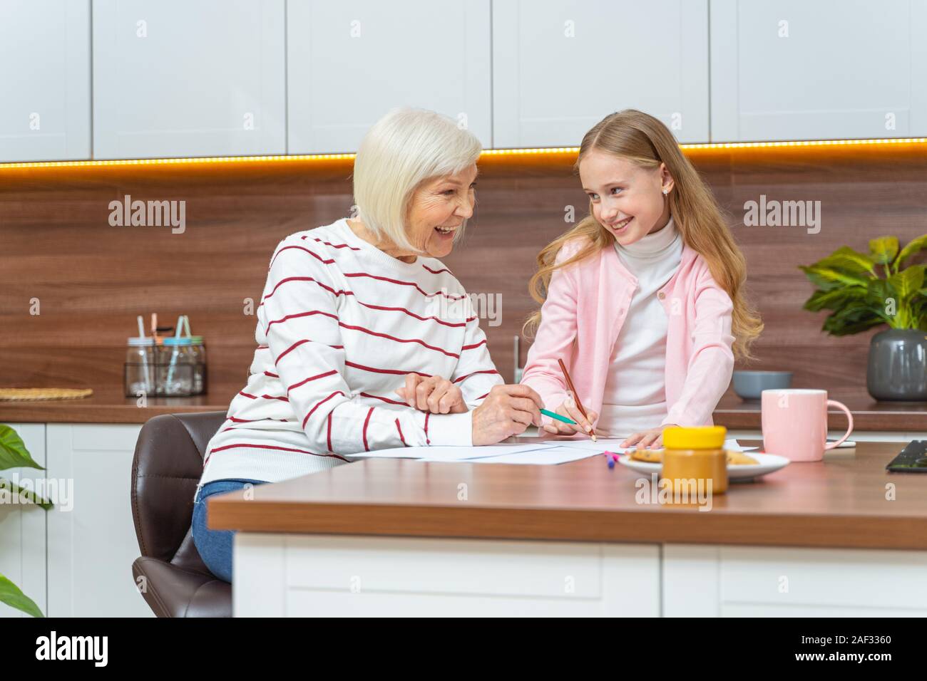 Spirited drawing hi-res stock photography and images - Alamy