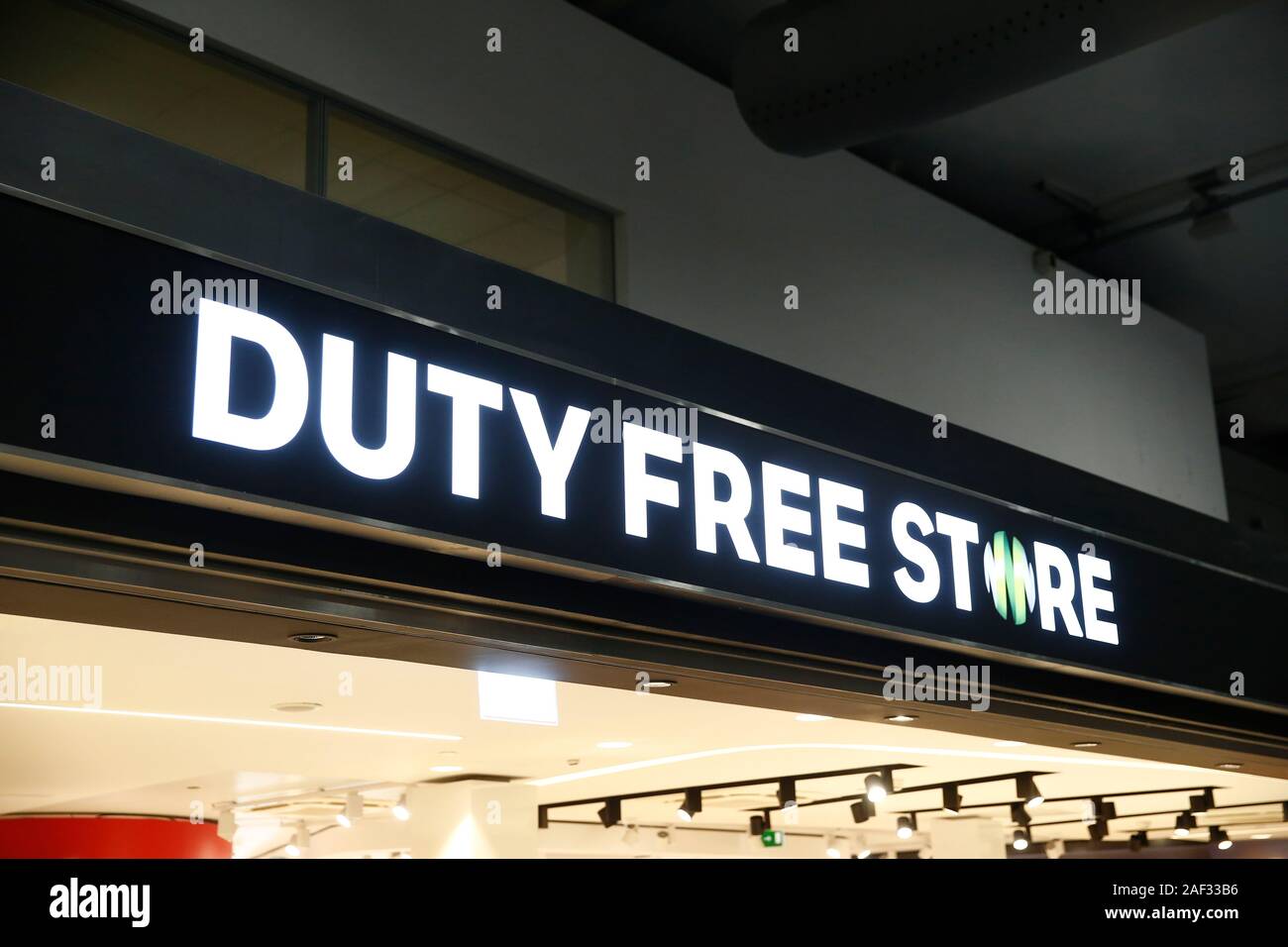 duty-free-store-logo-seen-at-lisbon-portela-airport-stock-photo-alamy