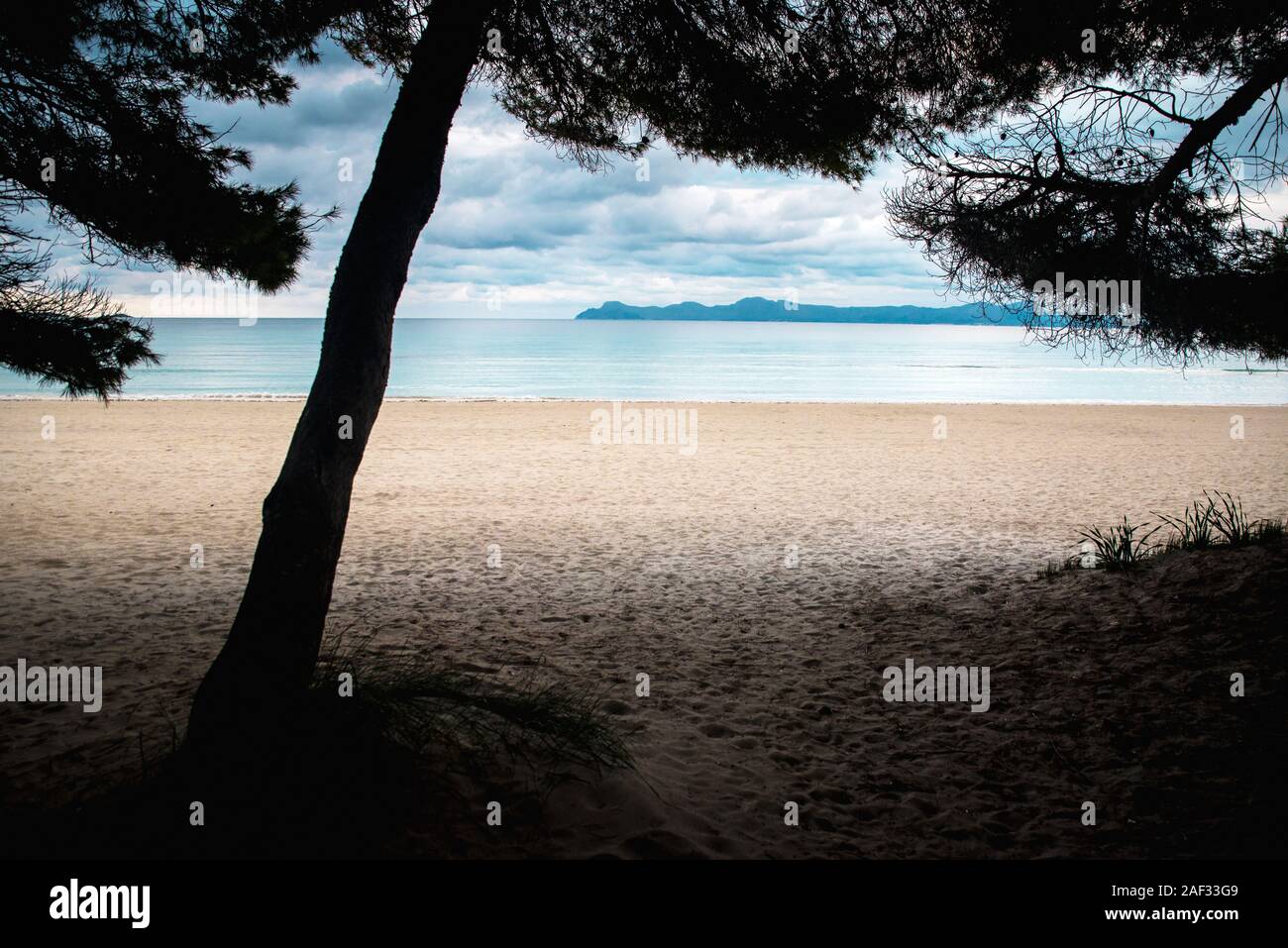 Melancholy moment hi-res stock photography and images - Alamy