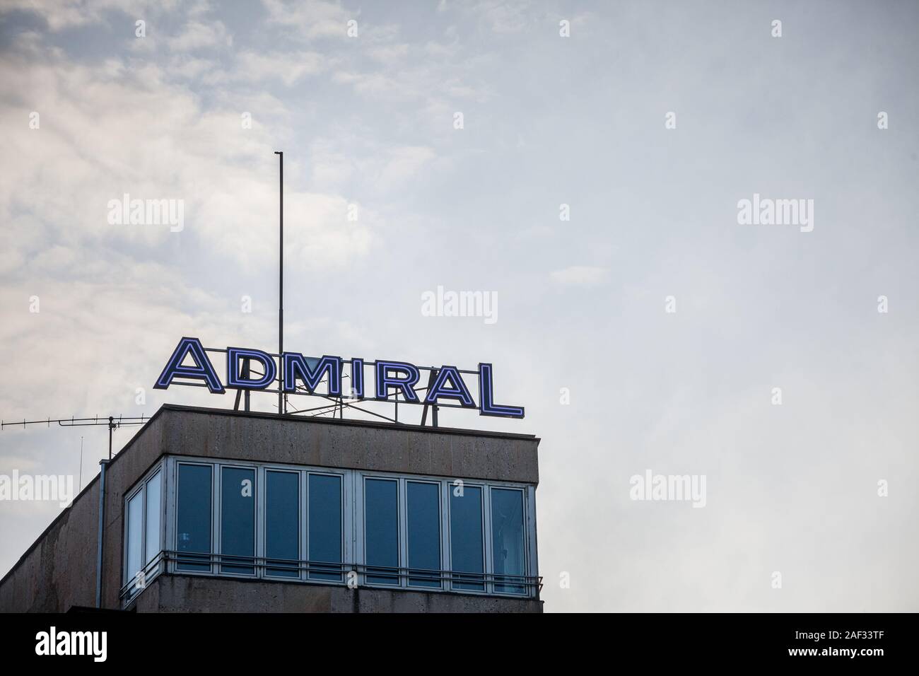 Admiral logo hi-res stock photography and images - Alamy