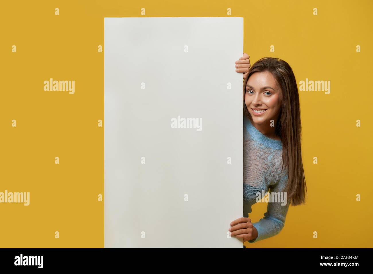 Long front sheet hi-res stock photography and images - Alamy