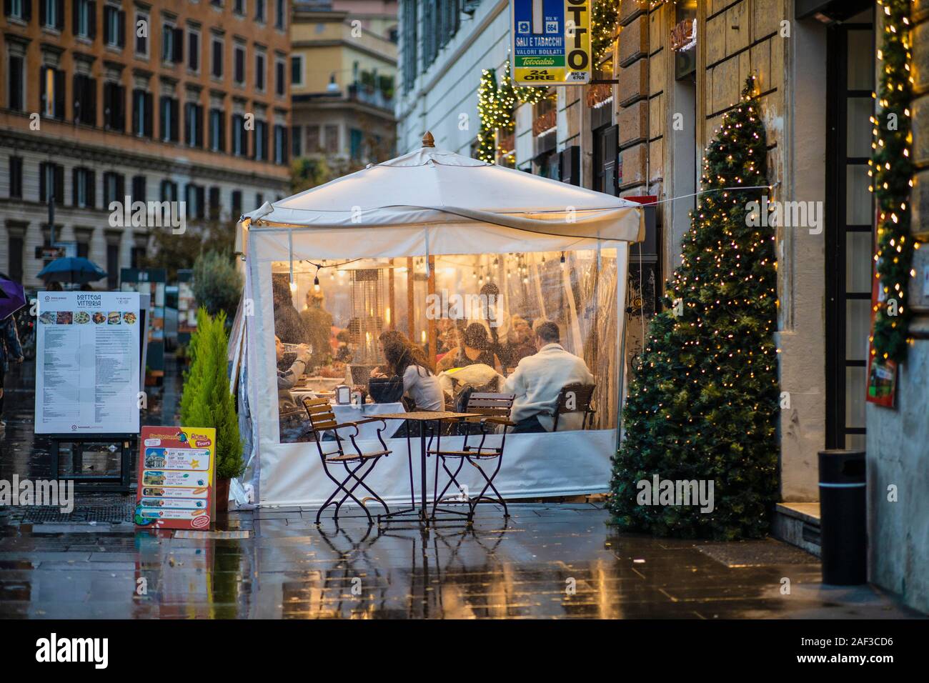 November 15, 2019 Pictures on the streets of Rome on a rainy day Stock ...