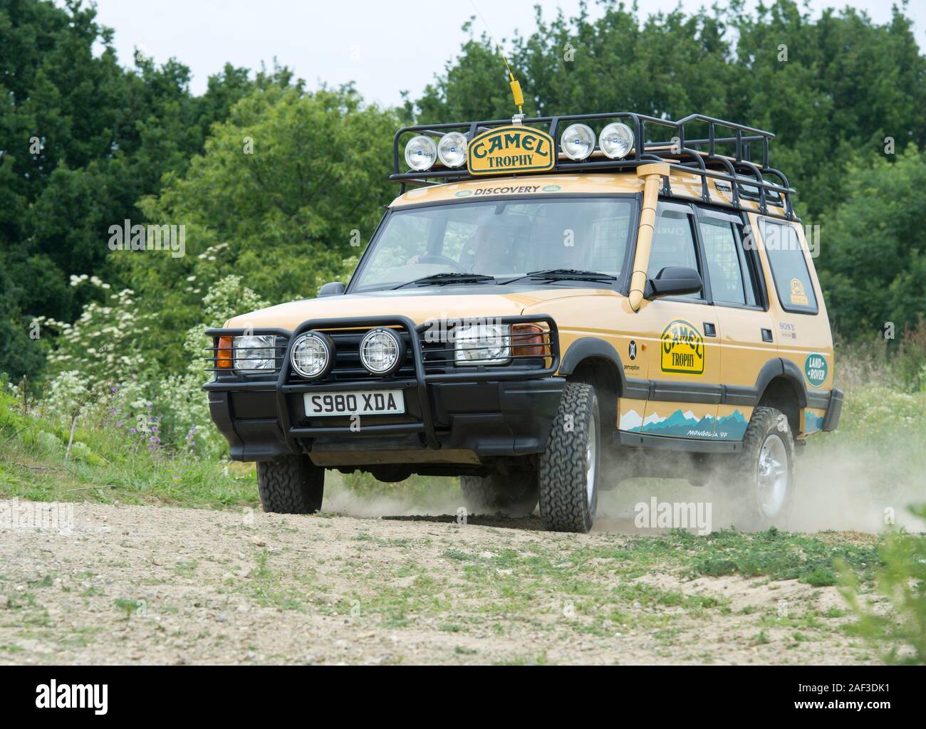 Camel Trophy 1997 Mk1 Land Rover Discovery off roader Stock Photo - Alamy