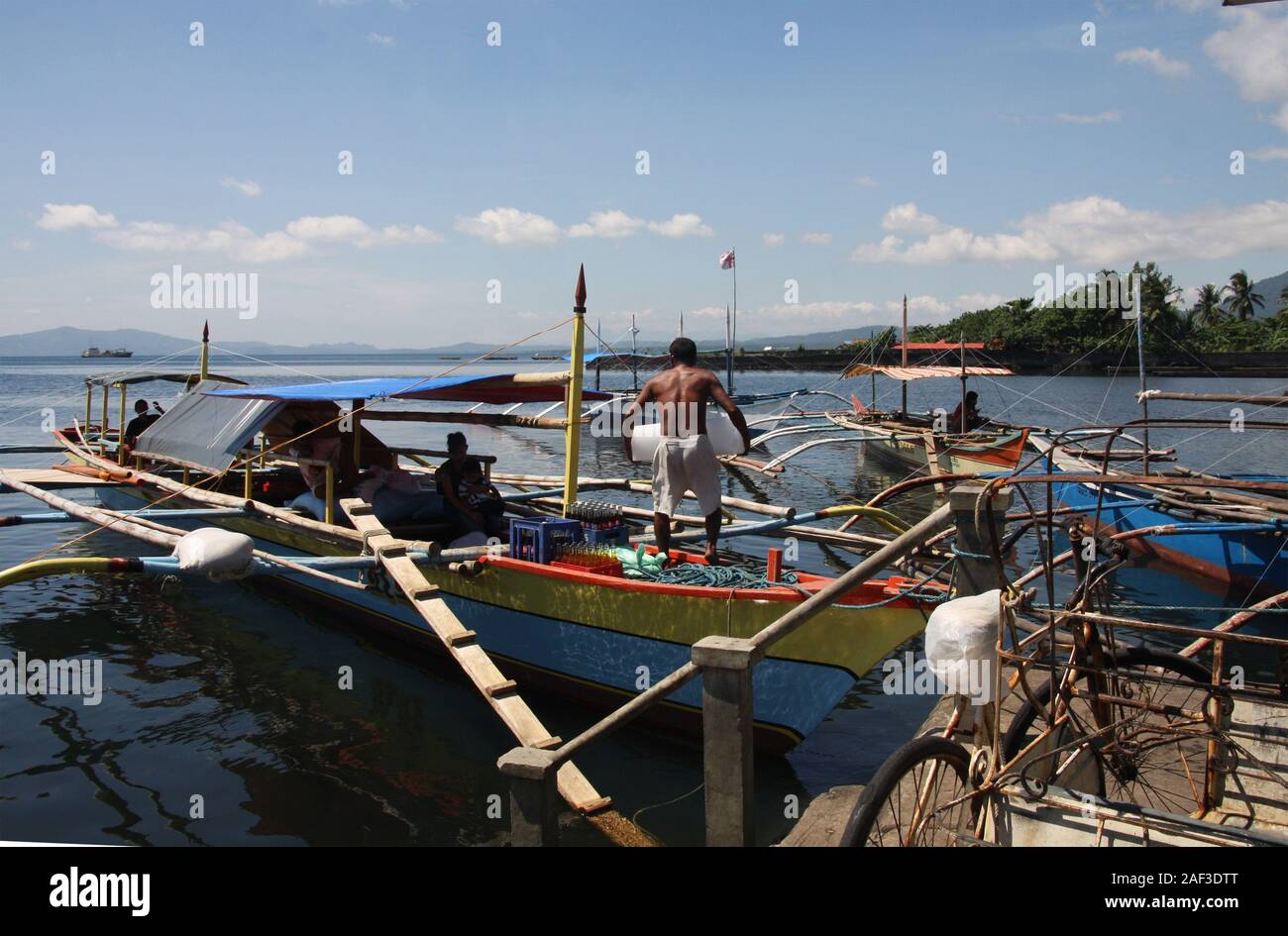 Legazpi port hi-res stock photography and images - Alamy