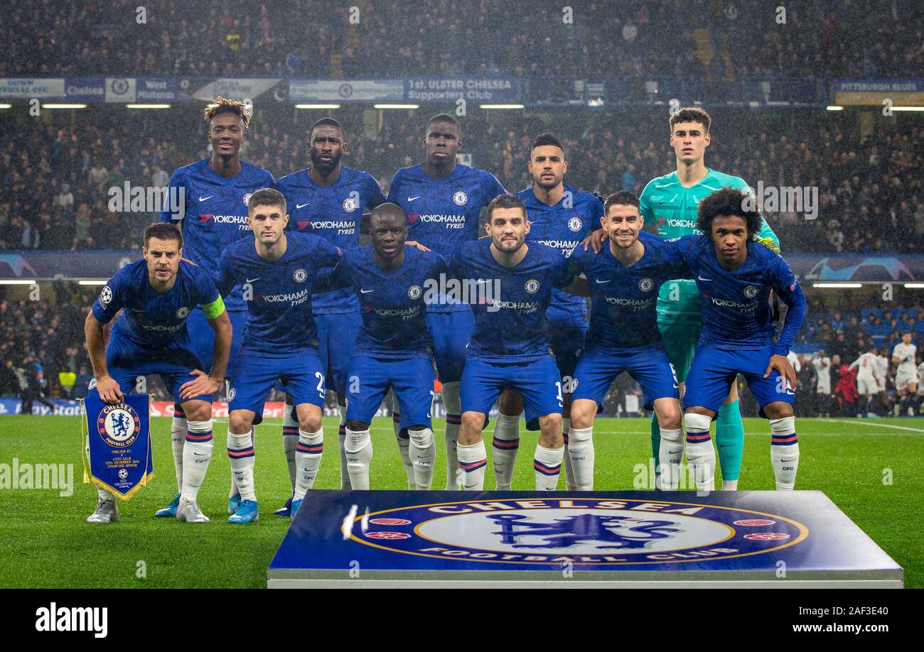 Chelsea pre match team photo (back row l-r) Tammy Abraham, Antonio ...