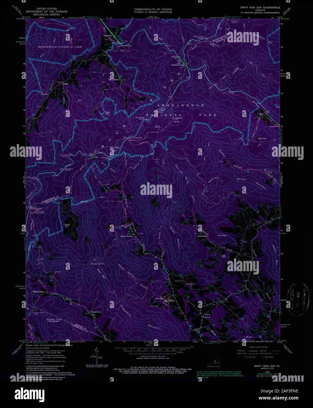 Swift run gap hi-res stock photography and images - Alamy