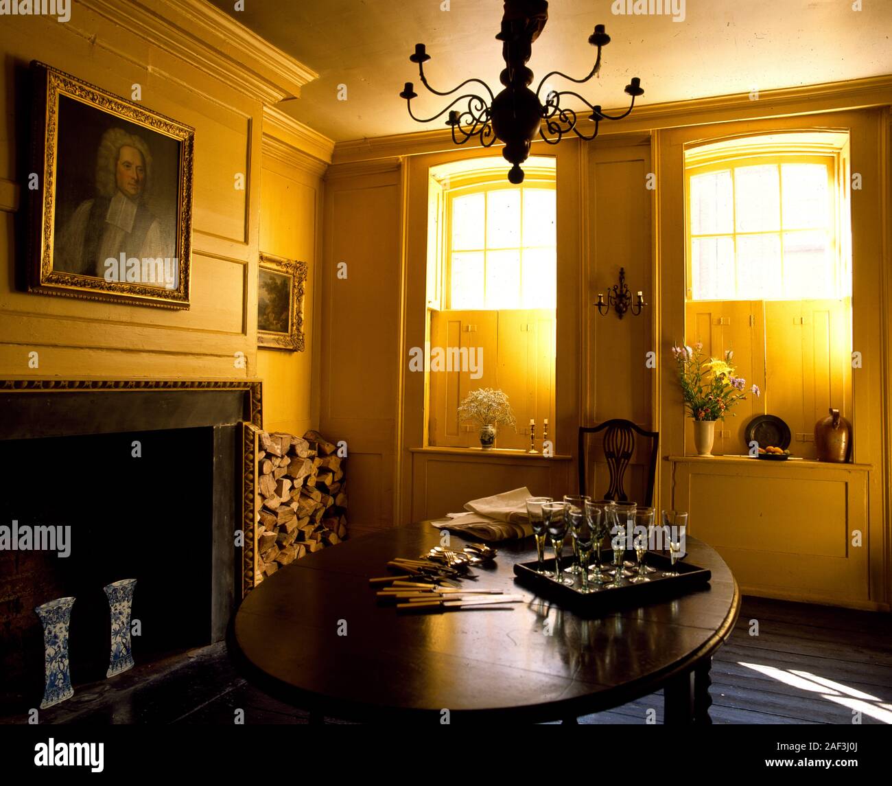 Regency room hi-res stock photography and images - Alamy