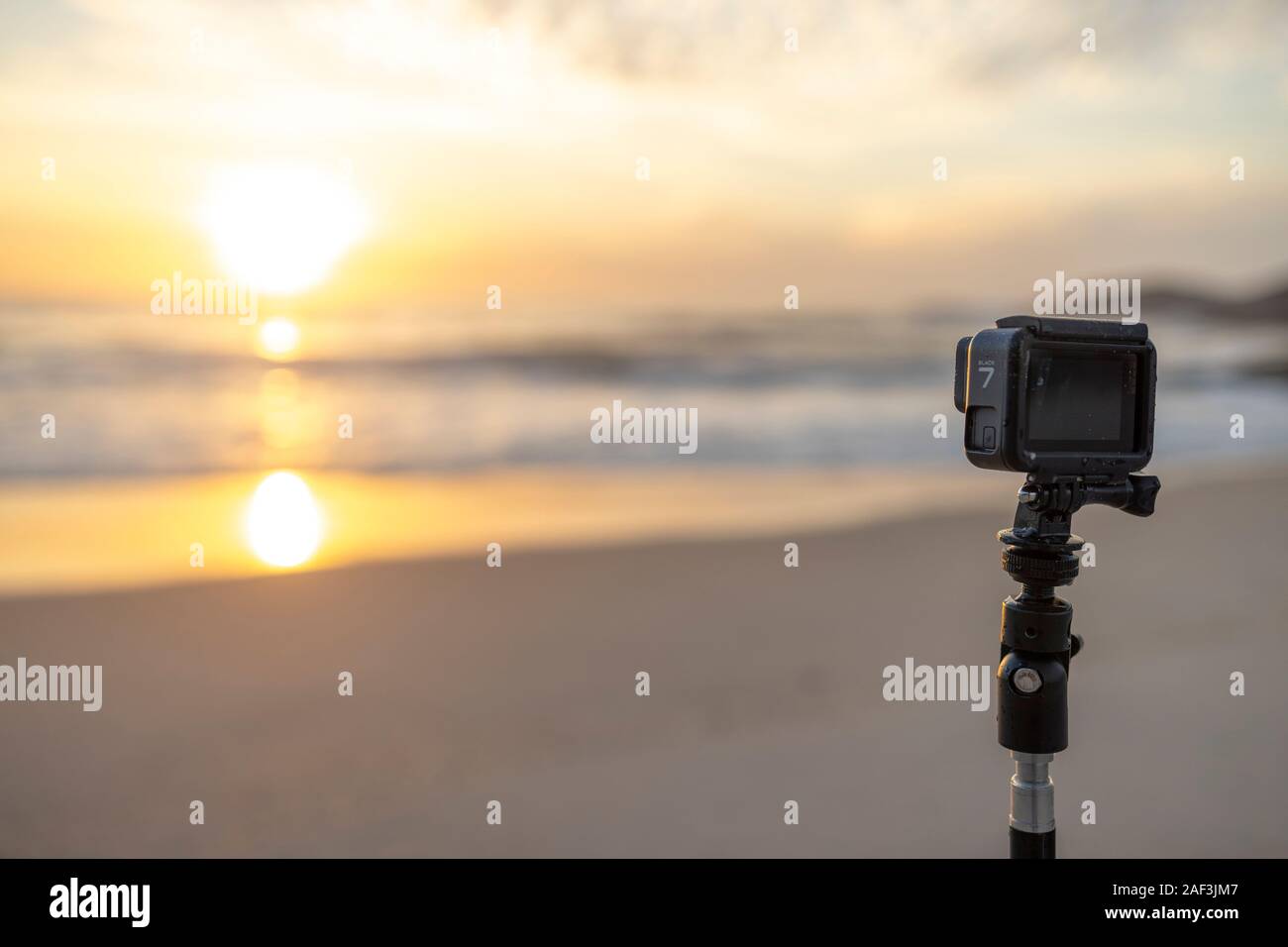 Time lapse beach hi-res stock photography and images - Alamy