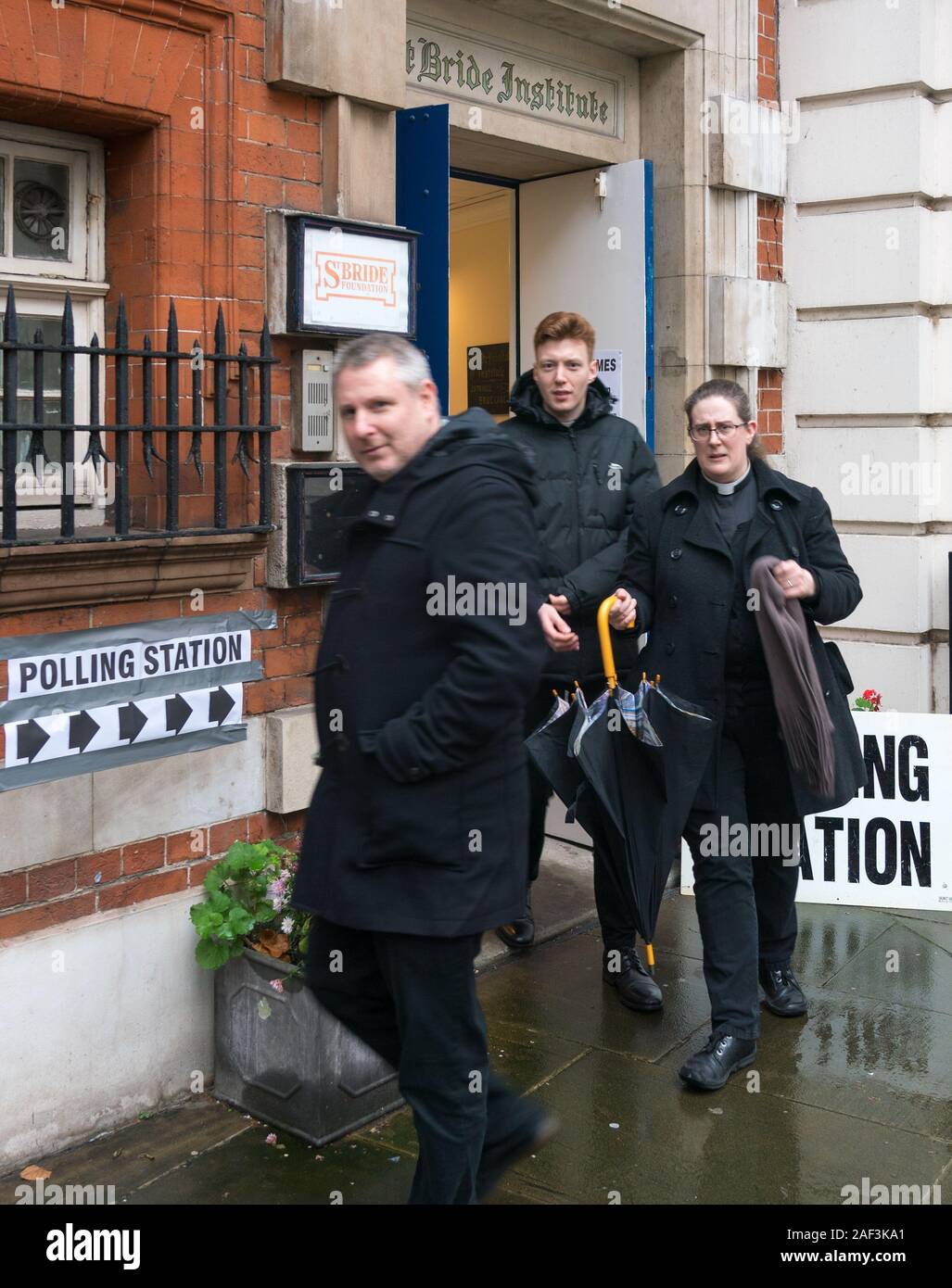 Priests voting hi-res stock photography and images - Alamy