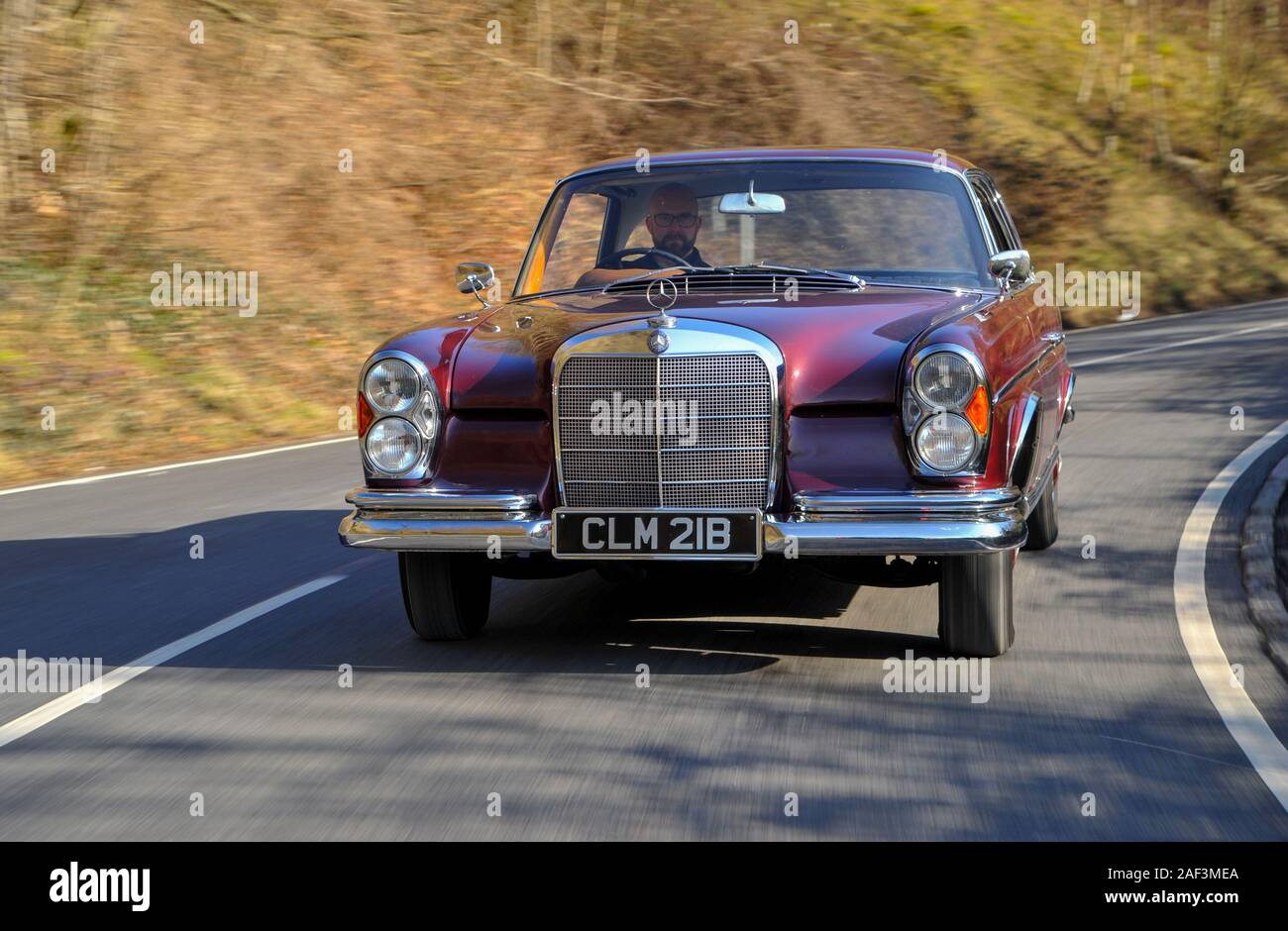1964 Mercedes W111 300SE classic German luxury pillarless Coupe Stock ...