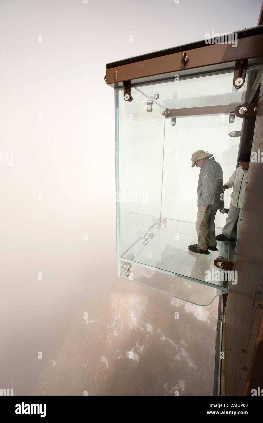 The new glass cage drop experience on the Aiguille Du Midi above ...