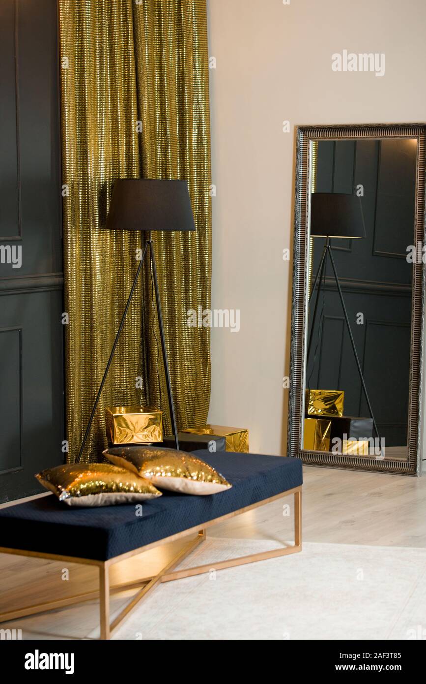 Fabric poof hi-res stock photography and images - Alamy