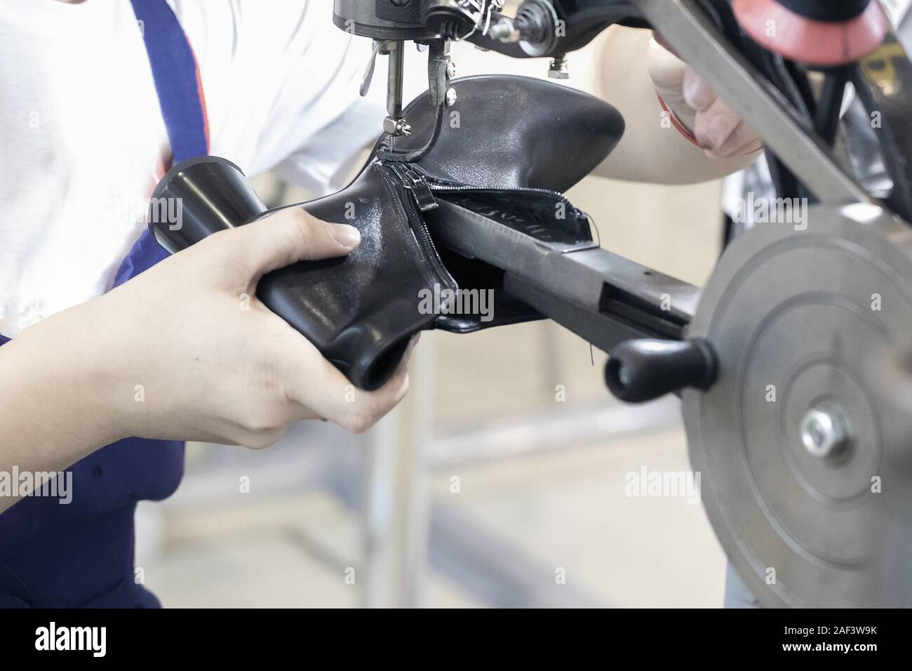Shoe making process hi-res stock photography and images - Alamy