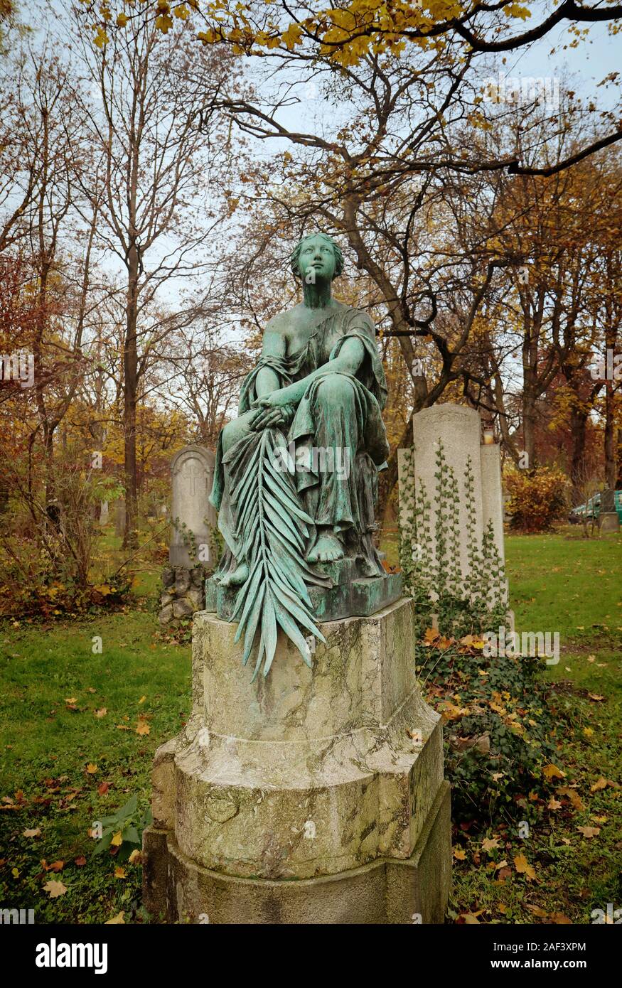 Nature woman cemetery hi-res stock photography and images - Alamy