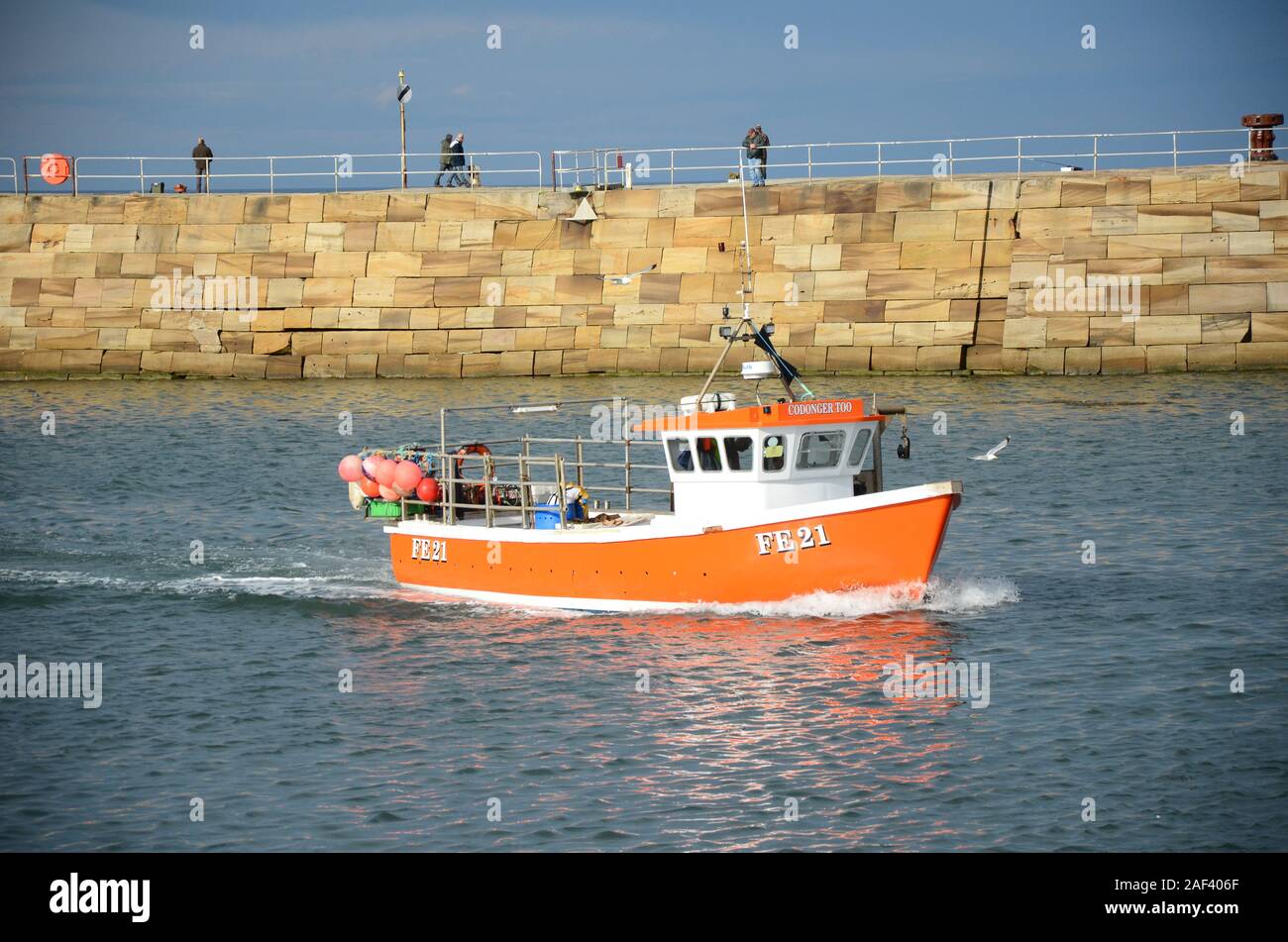 Whitby bandstand hi-res stock photography and images - Alamy