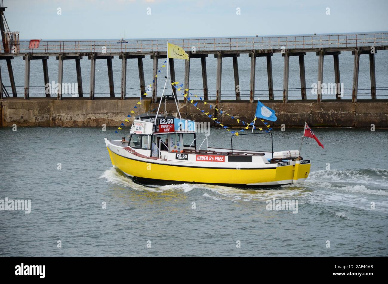 Whitby bandstand hi-res stock photography and images - Alamy