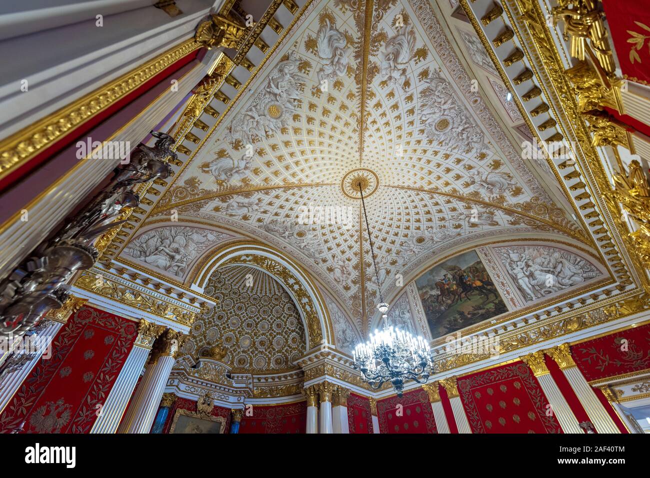 Inside interior of the Hermitage russian state museum. Amazing room ...