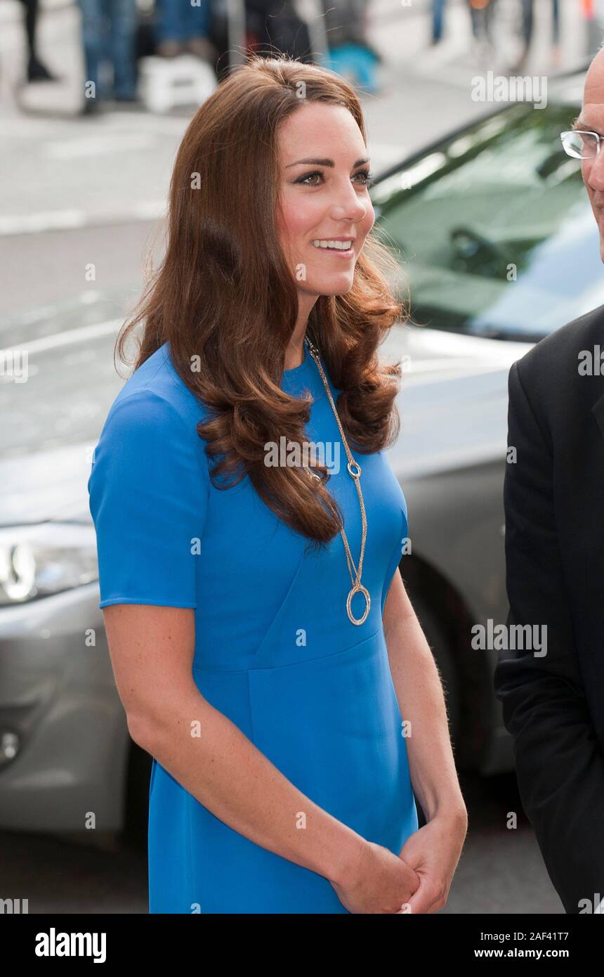 The Duchess of Cambridge at the National Portrait Gallery for the ...