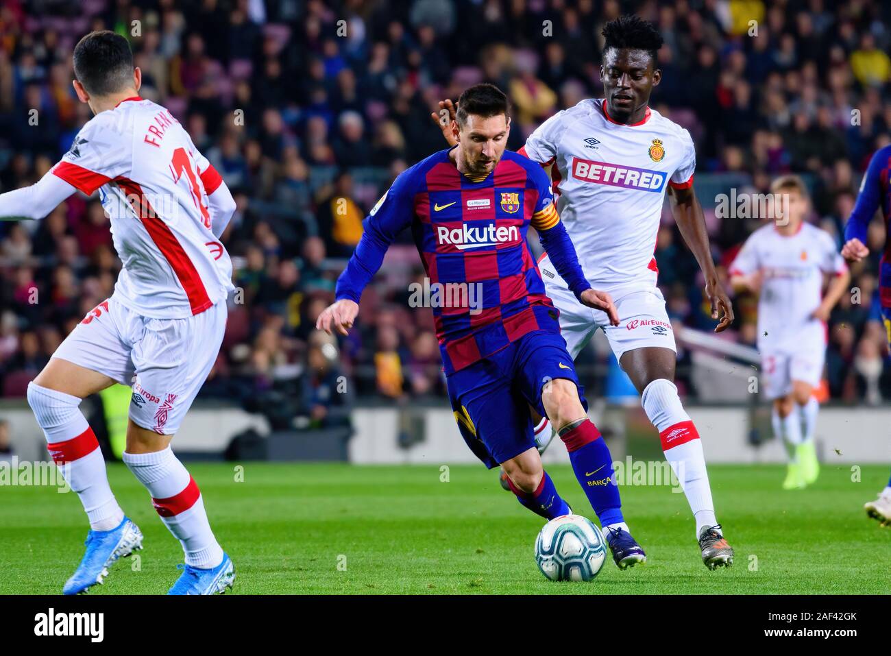 BARCELONA - DEC 7: Lionel Messi plays at the La Liga match between FC ...