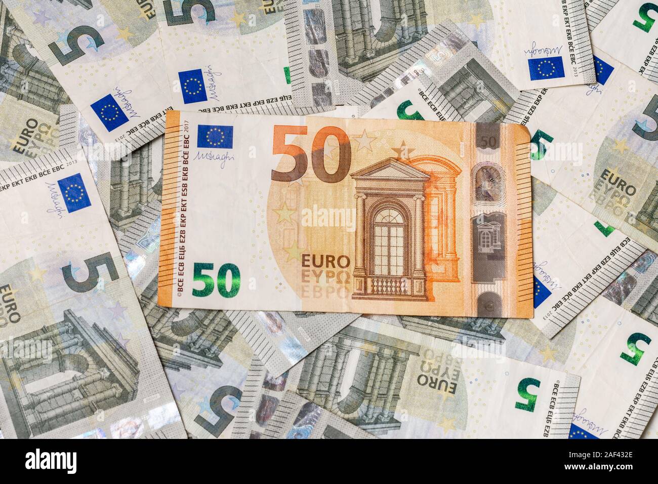 The extraordinary texture of European currency 50 euros outweigh 5 ...